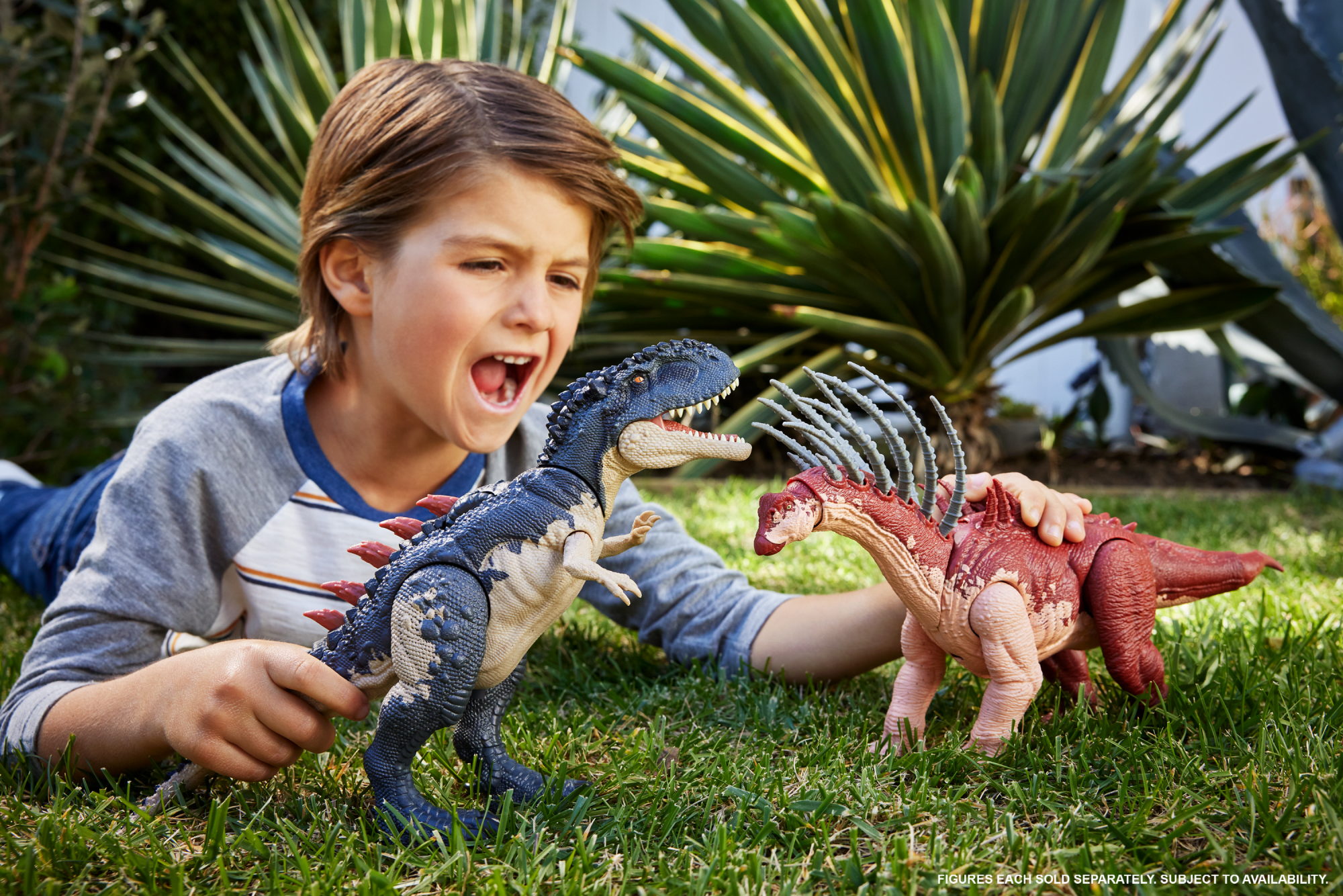JURASSIC WORLD GIGANTIC TRACKERS Mapusaurus | Mattel