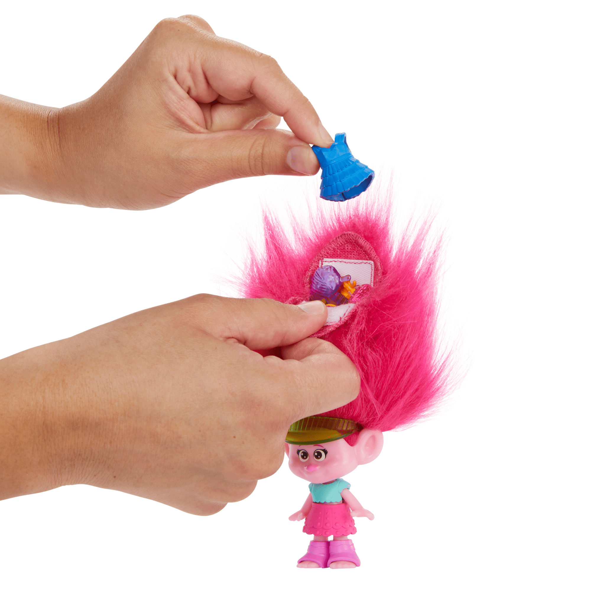 DreamWorks Trolls Fun Fair Surprise HAIRTASTIC SURPRIZE Queen Poppy ...