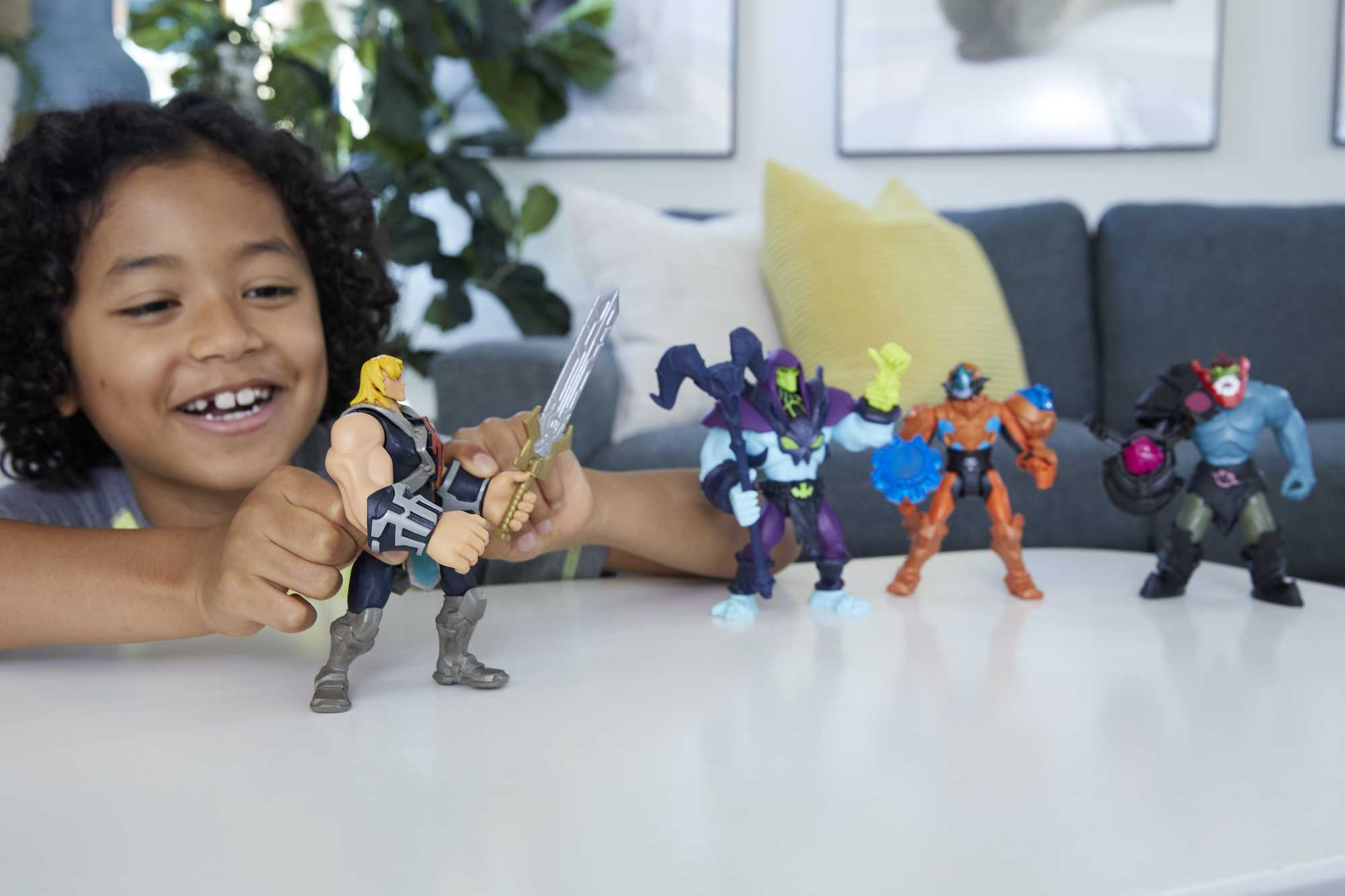 He-Man and The Masters of the Universe He-Man Action Figure | HBL66 ...