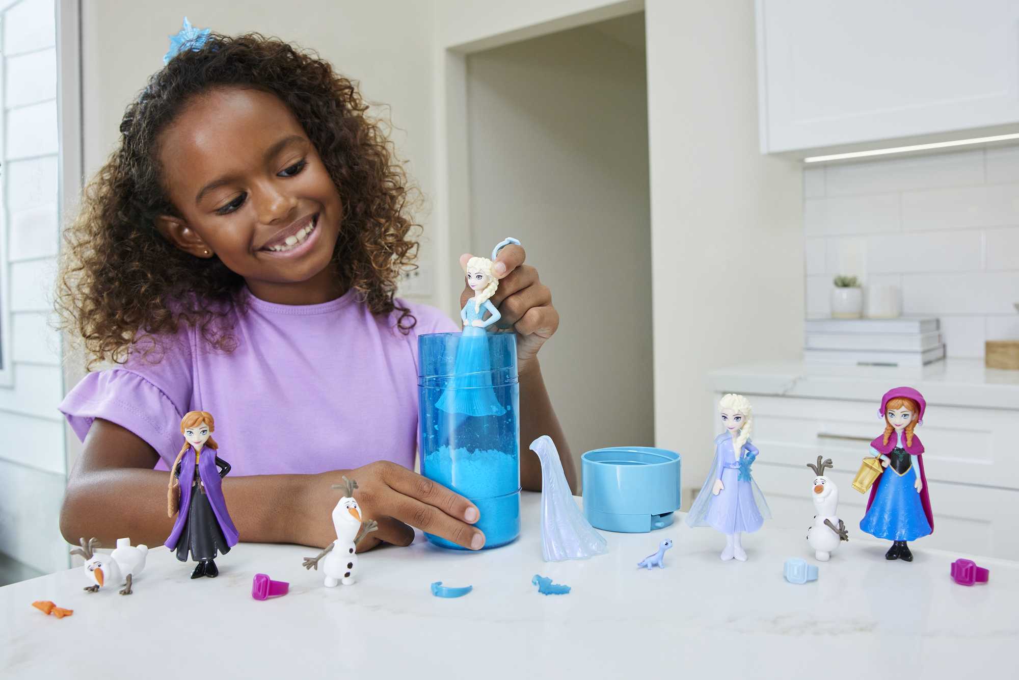Disney Frozen SNOW COLOR REVEAL Assortment | HMB83 | MATTEL